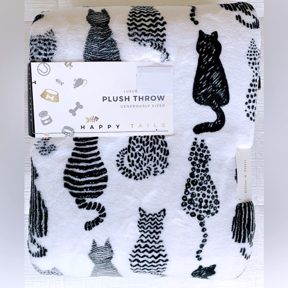 Happy Tails | Bedding | Happy Tails Black Cat Throw Blanket | Poshmark